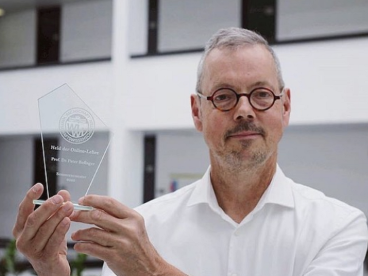 Prof. Bofinger erhält besondere Auszeichnung für Online-Lehre ...