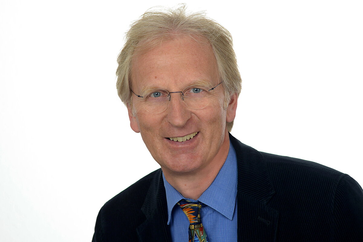 Im Gespräch: Heute mit Prof. Dr. Ronald Bogaschewsky - Wirtschaftswissenschaftliche Fakultät